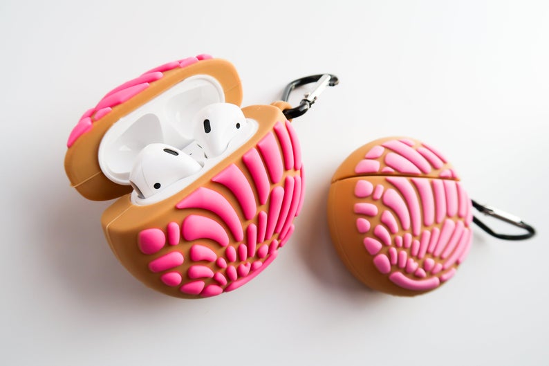 YOU GUYS! The Concha AirPods Case Is Here… – MI BLOG ES TU BLOG